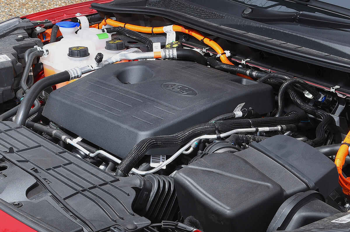 Ford Kuga Review 2025, Price & Specs | Autocar