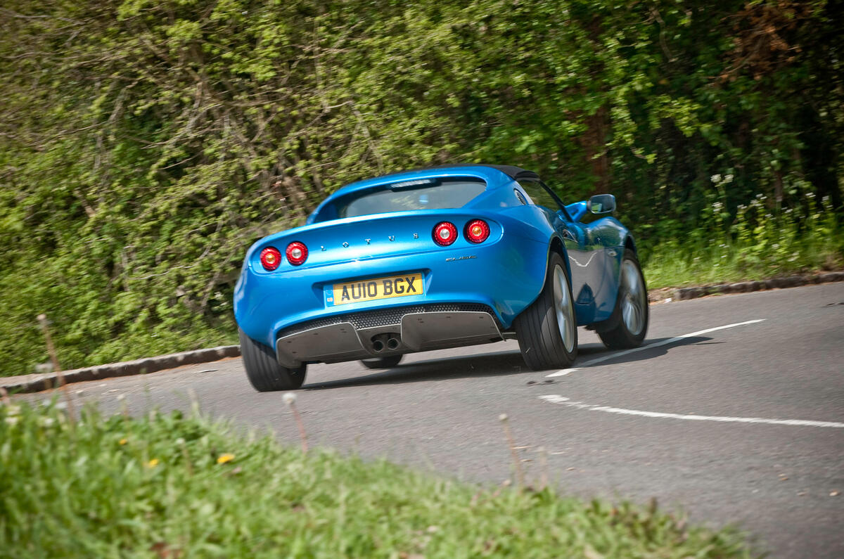 Lotus Elise Review (2022) | Autocar