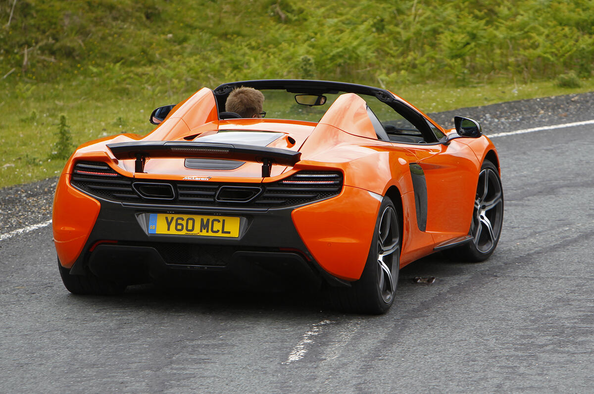 Supercar shootout – Ferrari 458 Speciale versus McLaren 650S | Autocar