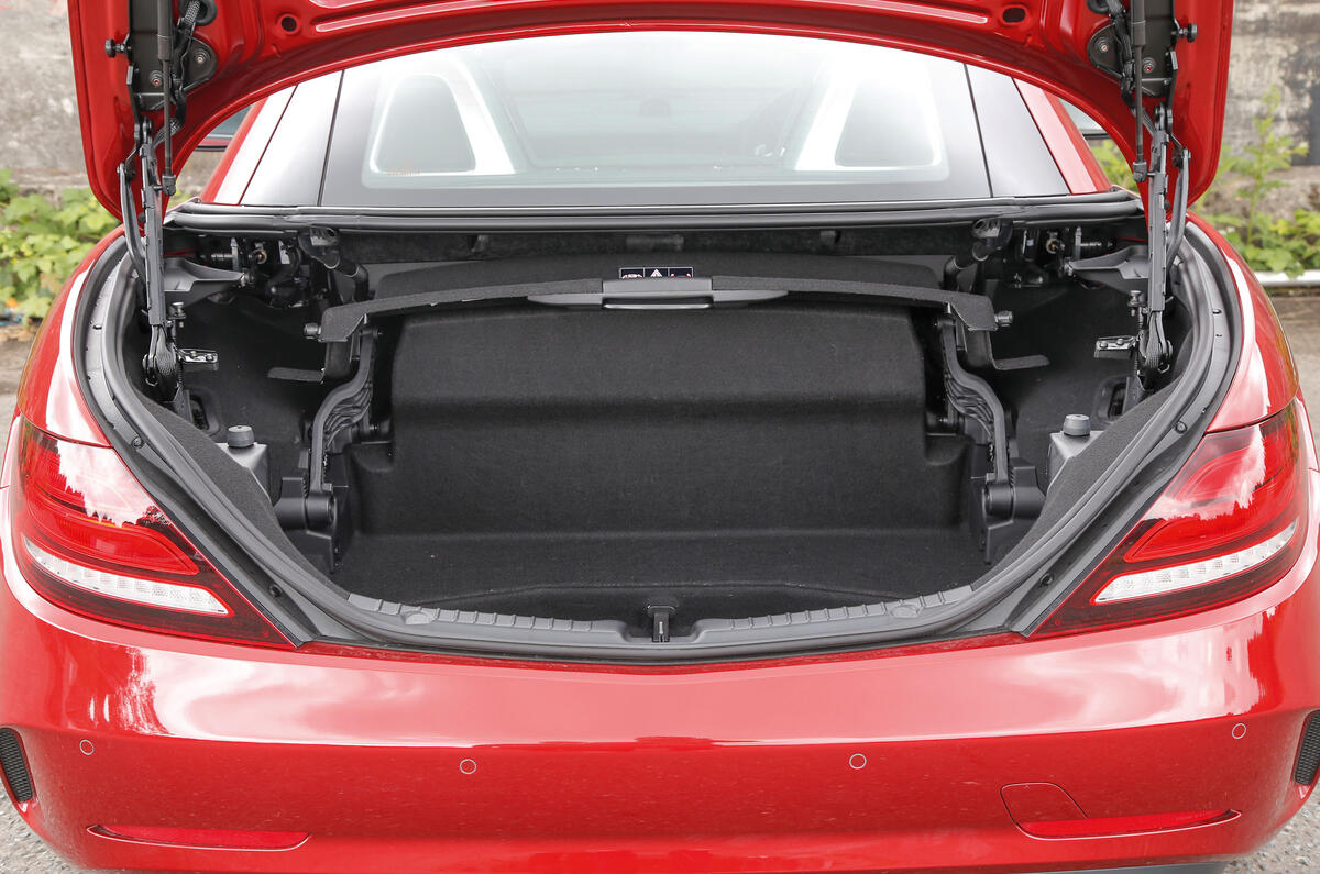 Mercedes-AMG SLC 43 2016-2018 Review (2022) | Autocar