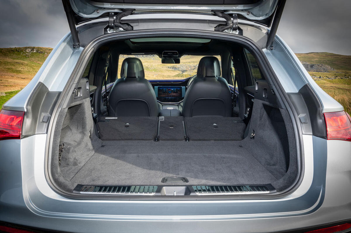 Mercedes-Benz EQE SUV Review 2025, Price & Specs | Autocar