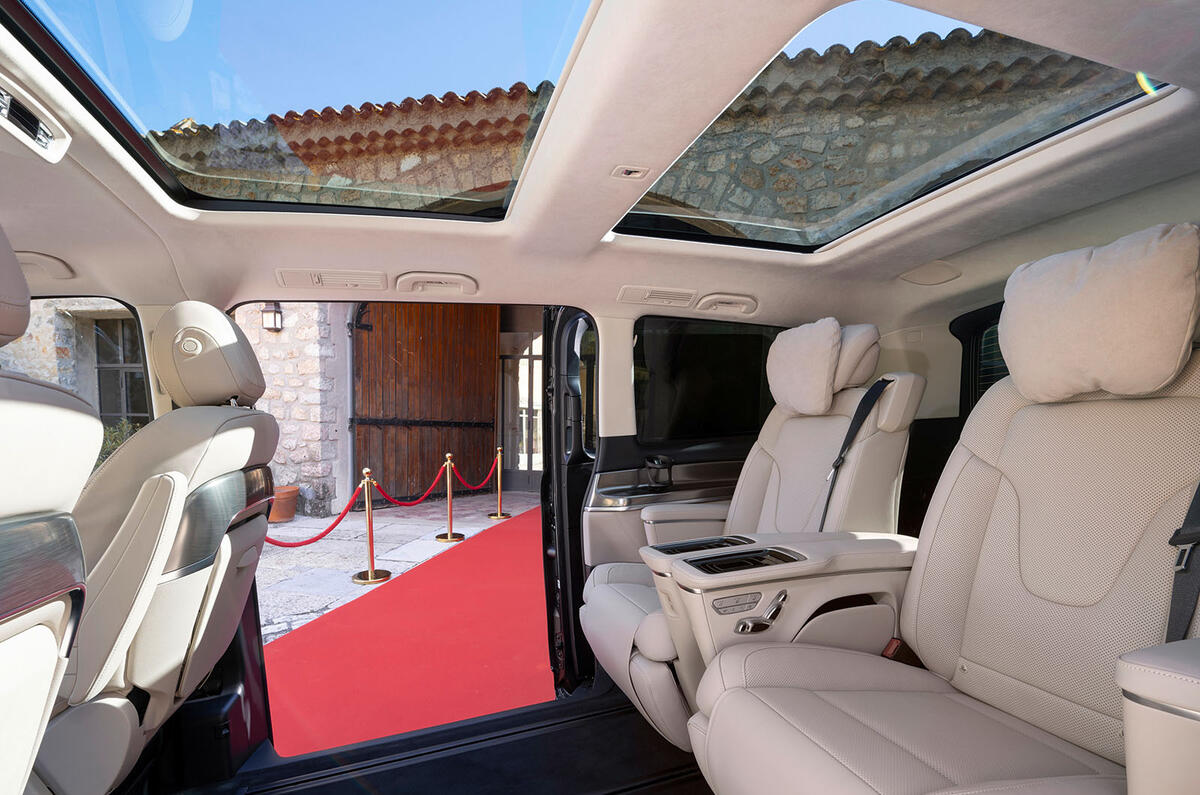 Mercedes-Benz V-Class Review 2025, Price & Specs | Autocar