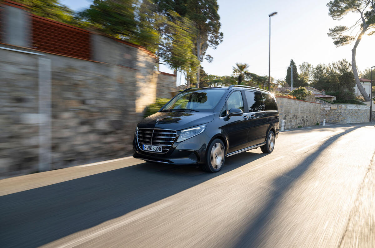 Mercedes-Benz V-Class Review 2025, Price & Specs | Autocar