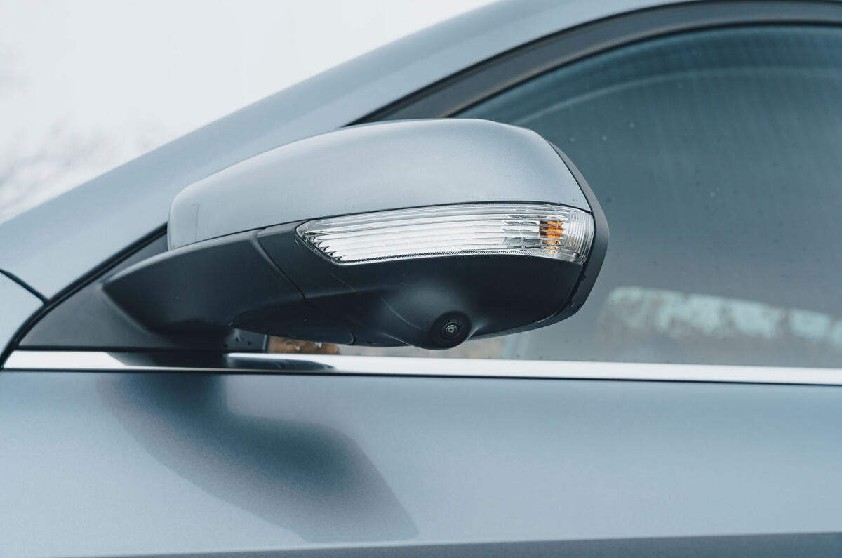 MG Motor ZS Review 2025, Price & Specs | Autocar