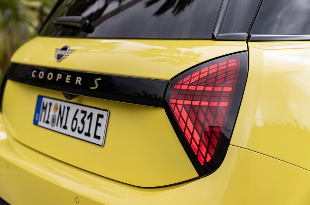 Mini Cooper SE review | Autocar