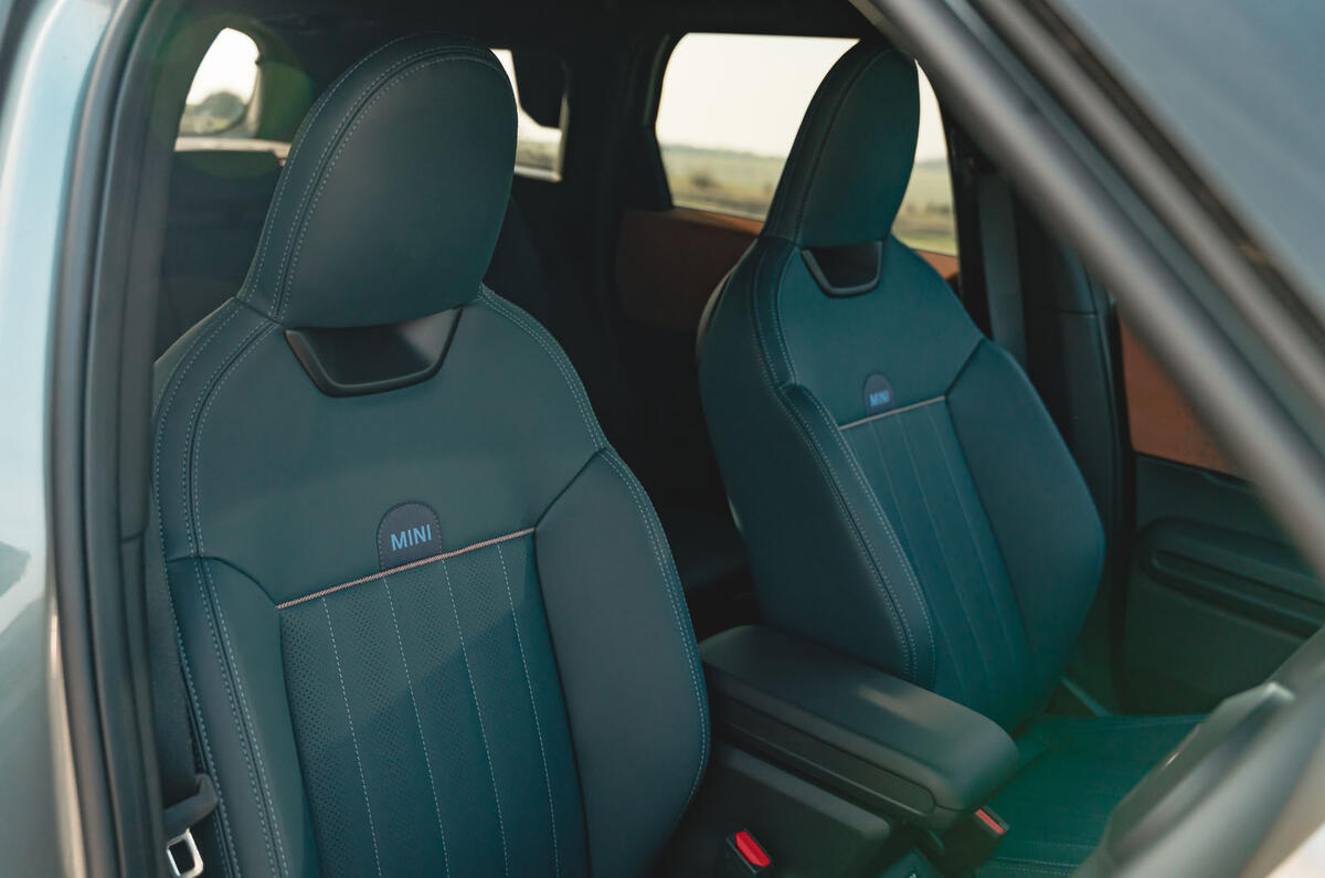 Mini Countryman Review 2025, Price & Specs | Autocar