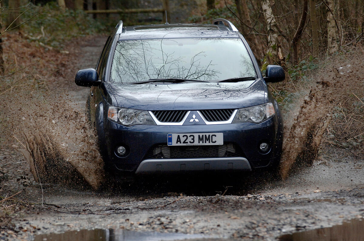 Mitsubishi Outlander 2007-2012 Review (2022) | Autocar