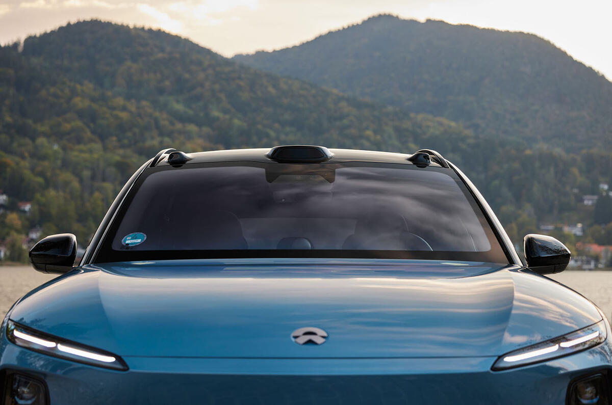 Nio EL6 Review 2025, Price & Specs | Autocar