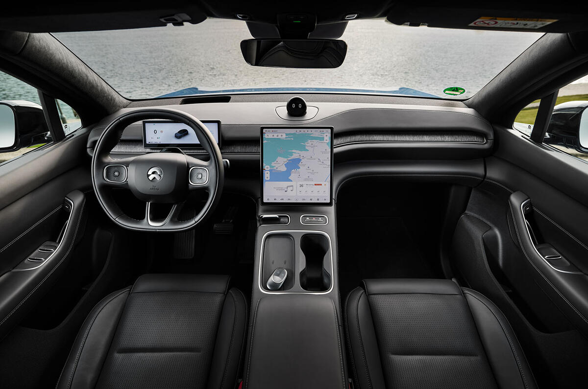Nio EL6 Review 2025, Price & Specs | Autocar