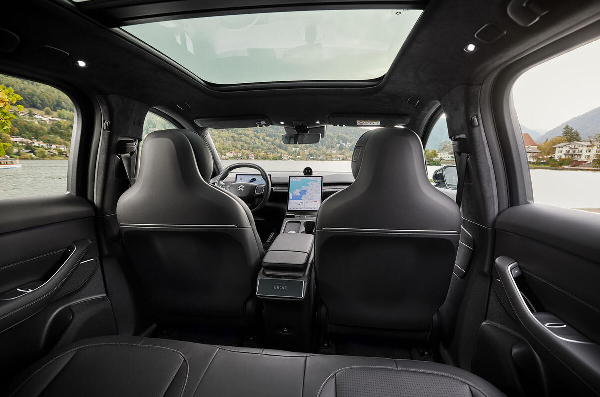 Nio EL6 Review 2025, Price & Specs | Autocar