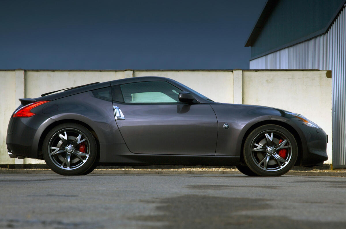 New Nissan 370Z Black Edition | Autocar