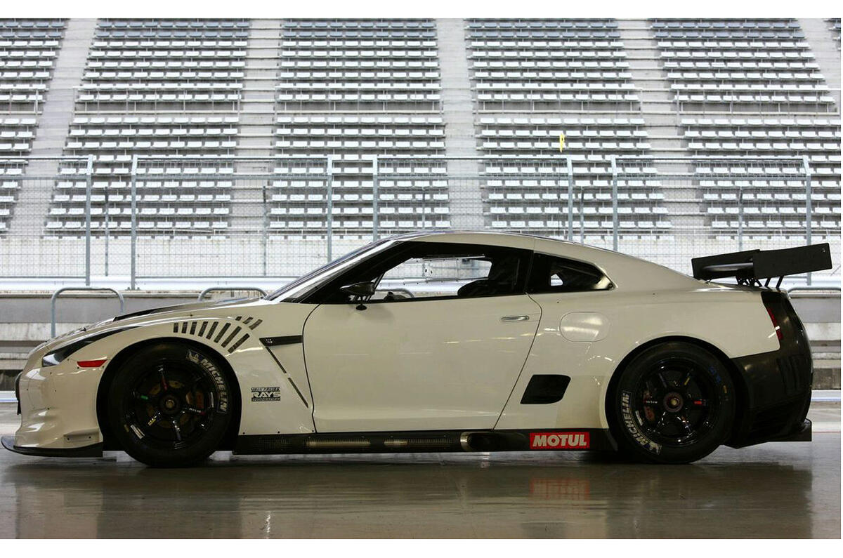 Nissan reveals works GT-R GT1 | Autocar