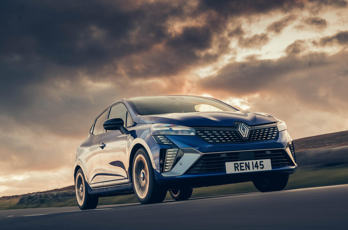Renault Clio Review 2025, Price & Specs | Autocar