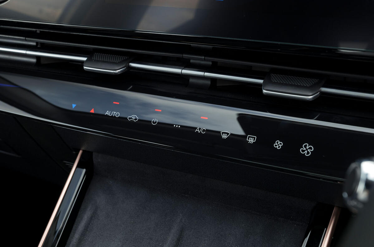 Omoda 5 prices and specs | Autocar