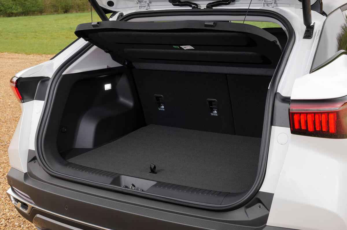 Omoda 5 prices and specs | Autocar