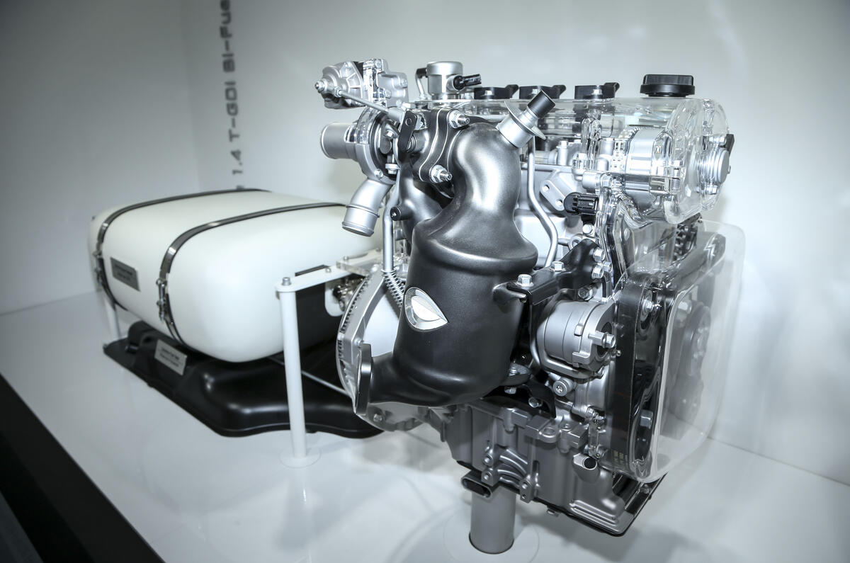 Hyundai unveils downsized turbo engines and seven-speed transmission ...