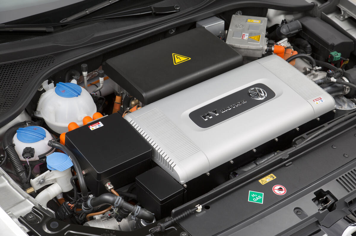 Volkswagen Group unveils hydrogen-powered Golf Estate and Passat | Autocar