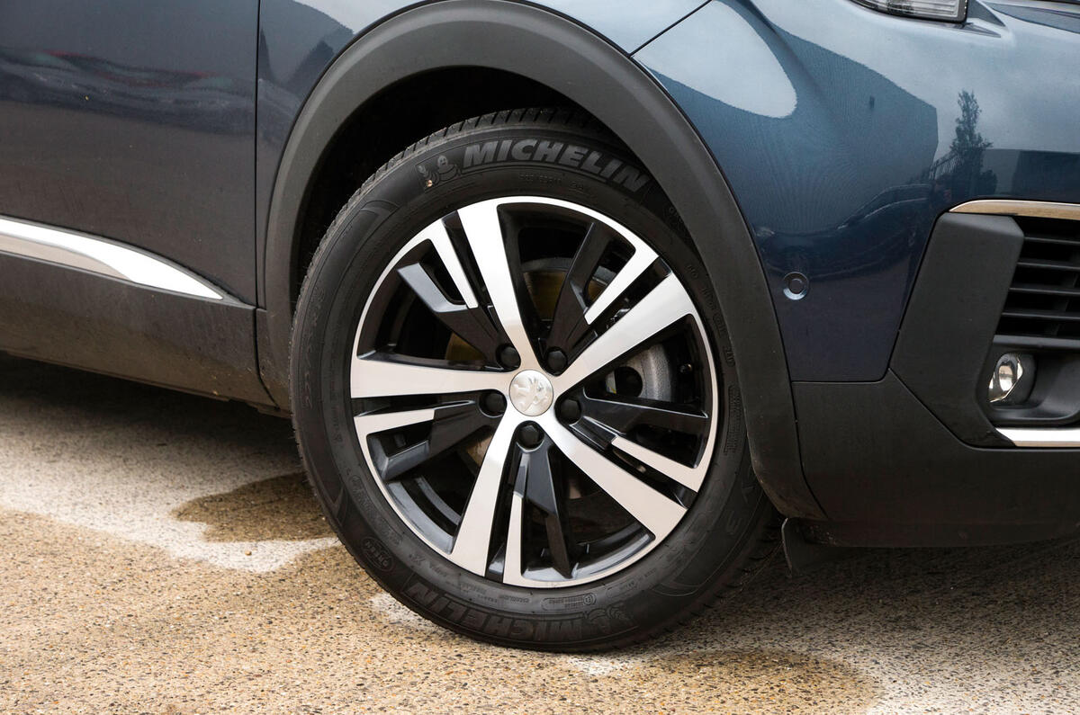 Peugeot 5008 Review (2022) | Autocar