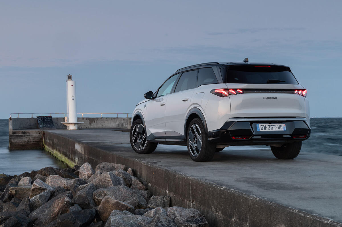 Peugeot e-5008 Review 2024, Price & Specs | Autocar