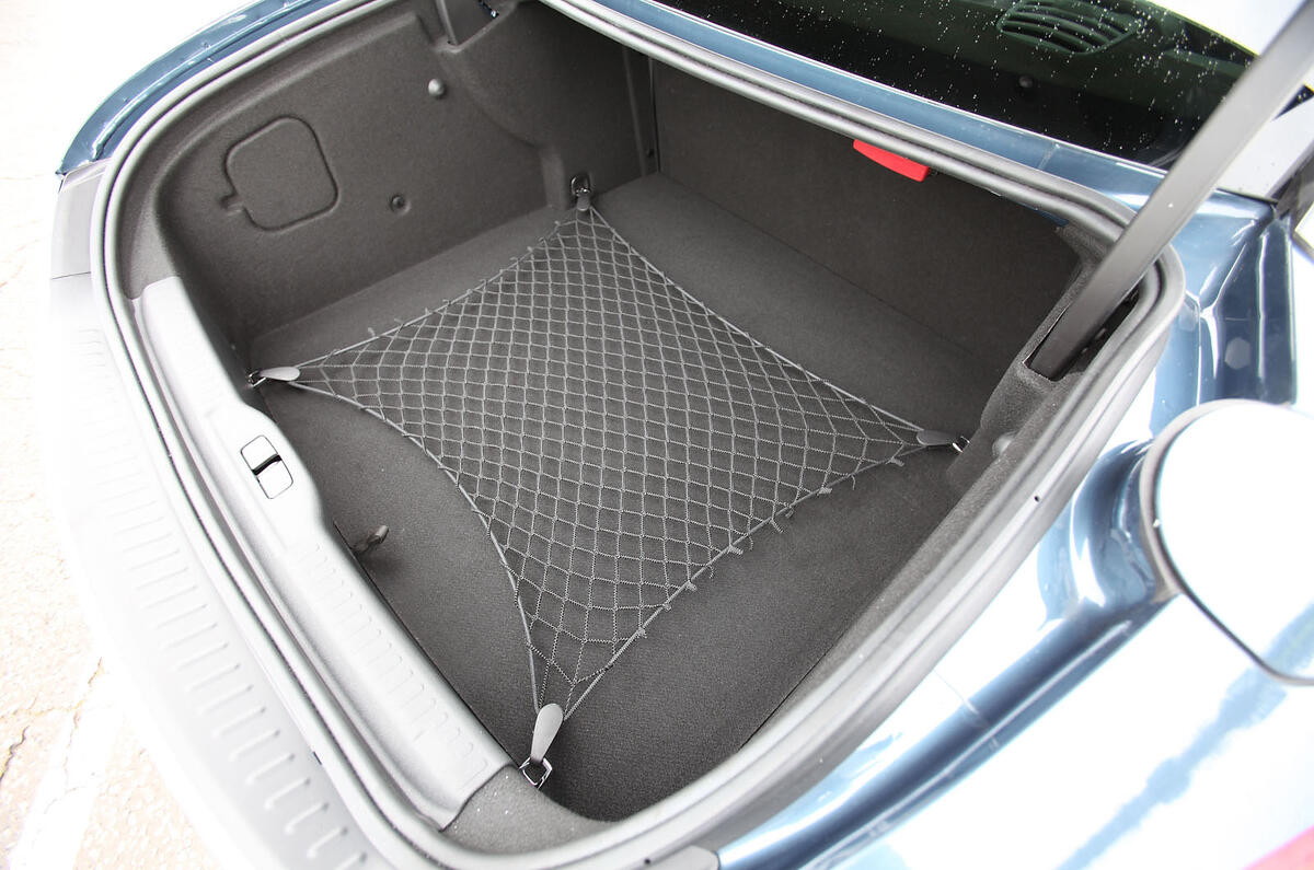 Peugeot RCZ (2010-2015) Review | Autocar