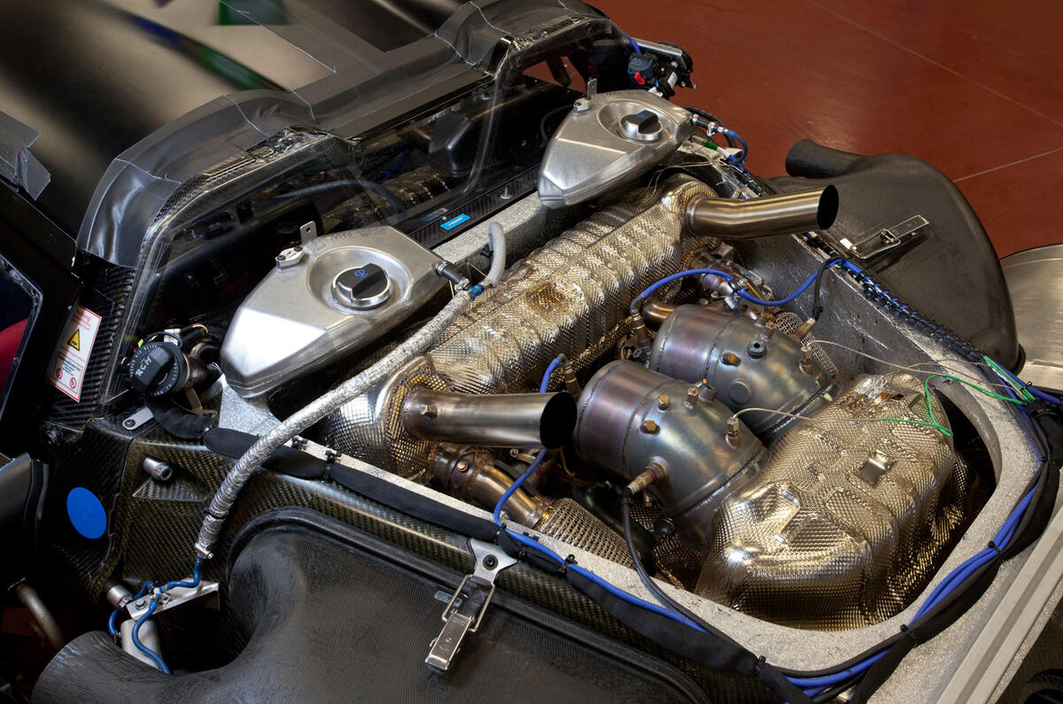 Flat out in a Porsche 918 Spyder | Autocar