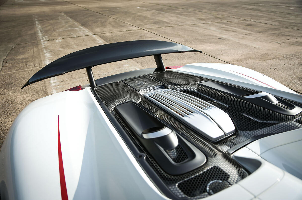 Porsche 918 Spyder 2013-2015 Review (2021) | Autocar