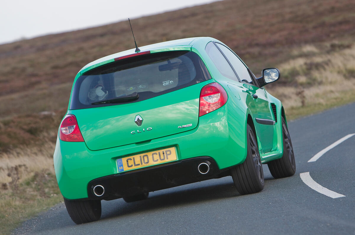 Used Renault Clio Renaultsport 2006-2012 review | Autocar