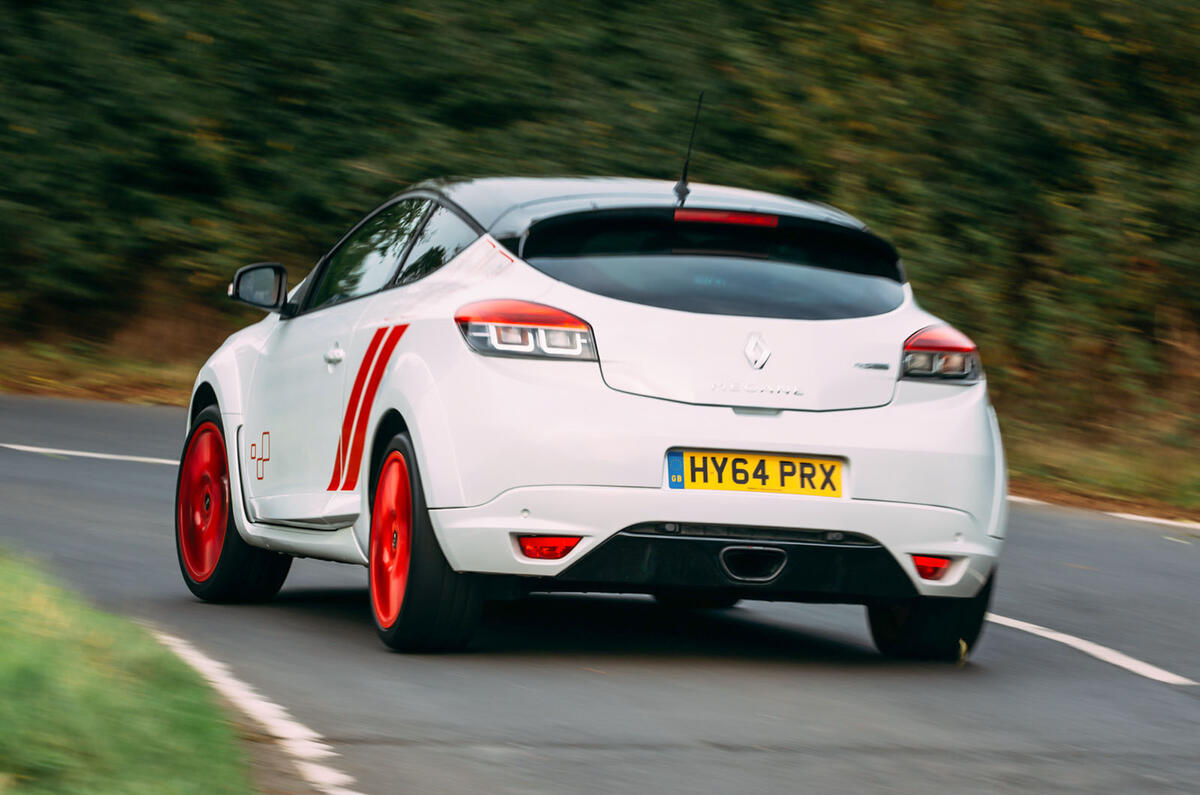 Used Renault Megane RS 275 Trophy-R 2014-2016 review | Autocar