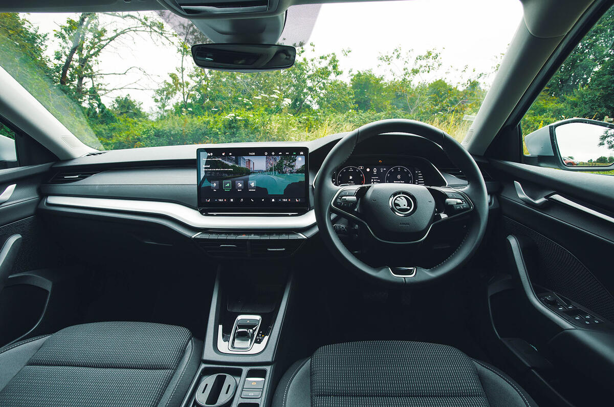 Skoda Octavia Review 2025, Price & Specs | Autocar