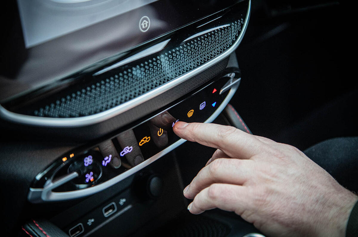 Maxus T90EV Review 2025, Price & Specs | Autocar