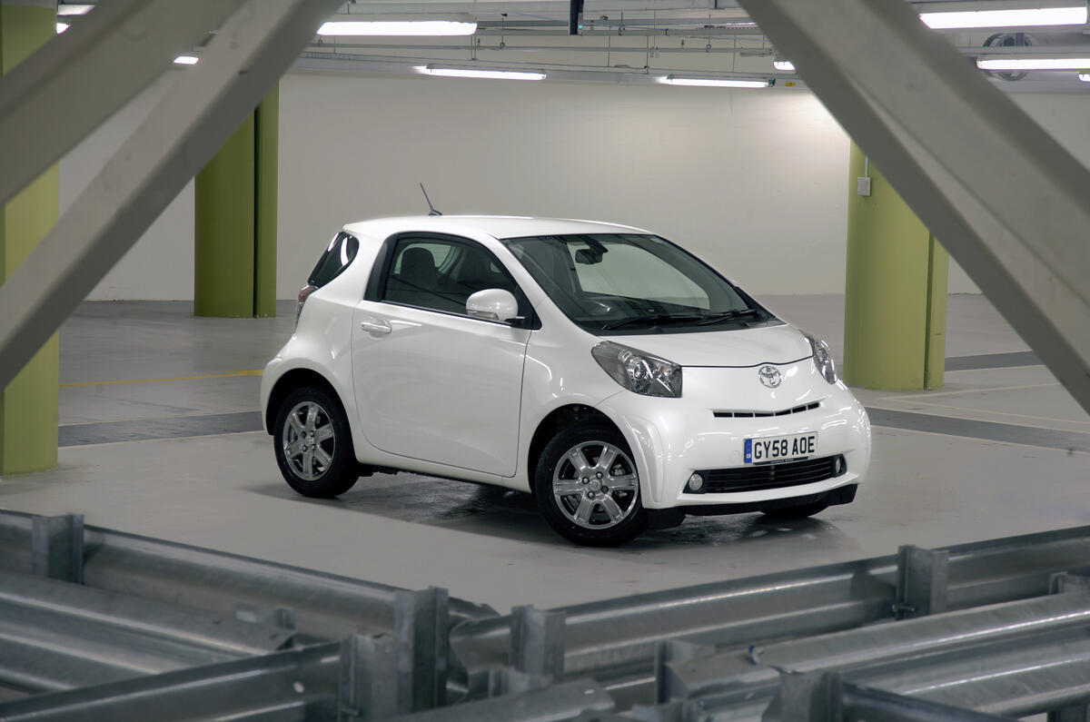 Toyota IQ 2009-2014 interior | Autocar