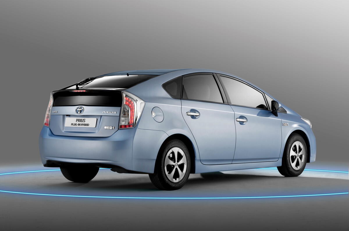 Prius Plug-in to cost £31,000 | Autocar