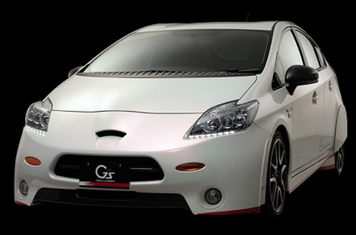Sporty Prius unveiled in Tokyo | Autocar