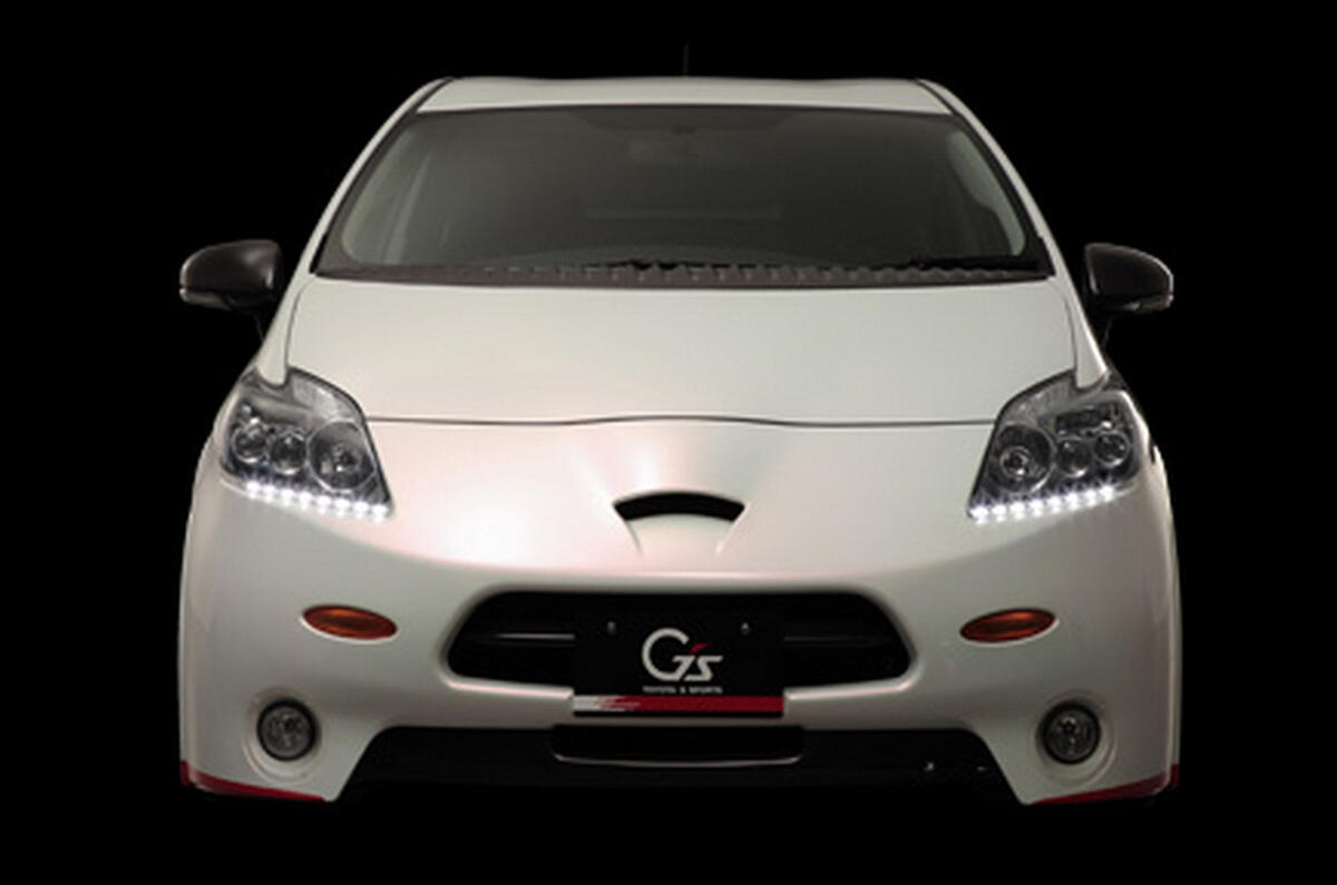 Sporty Prius unveiled in Tokyo | Autocar