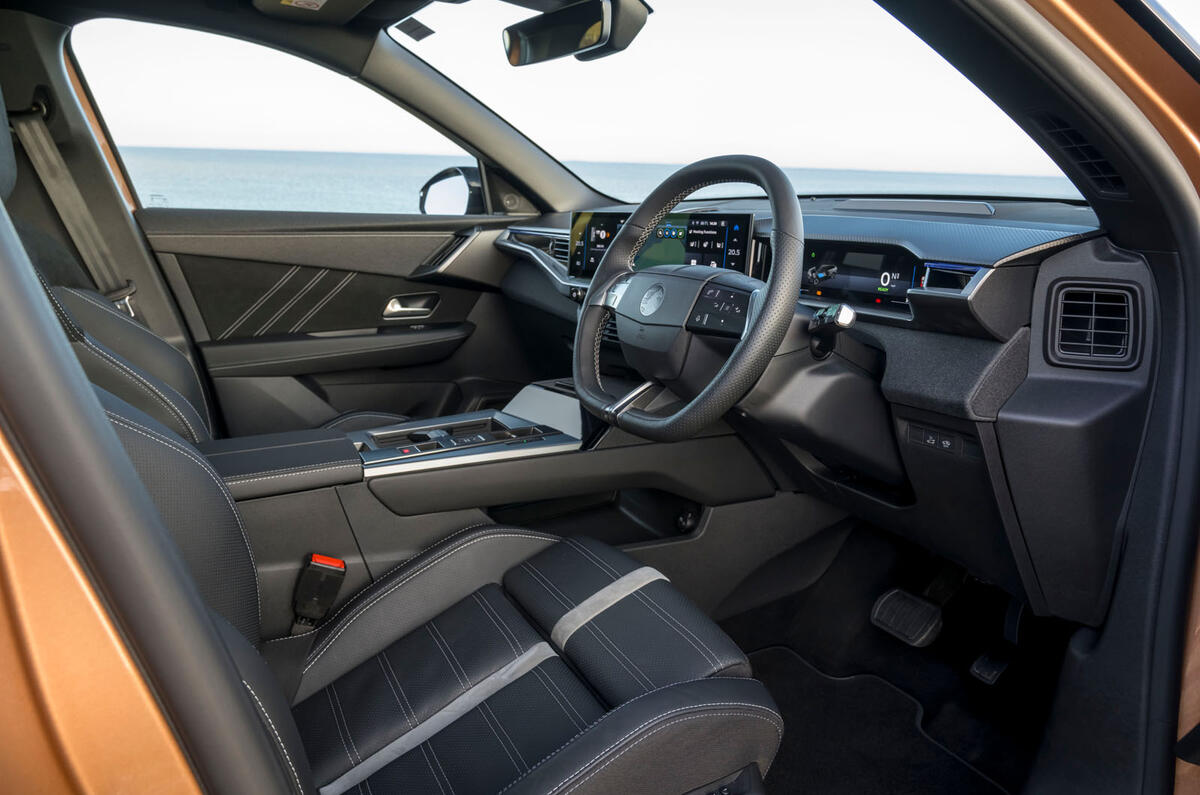Vauxhall Grandland Electric Review 2025, Price & Specs | Autocar