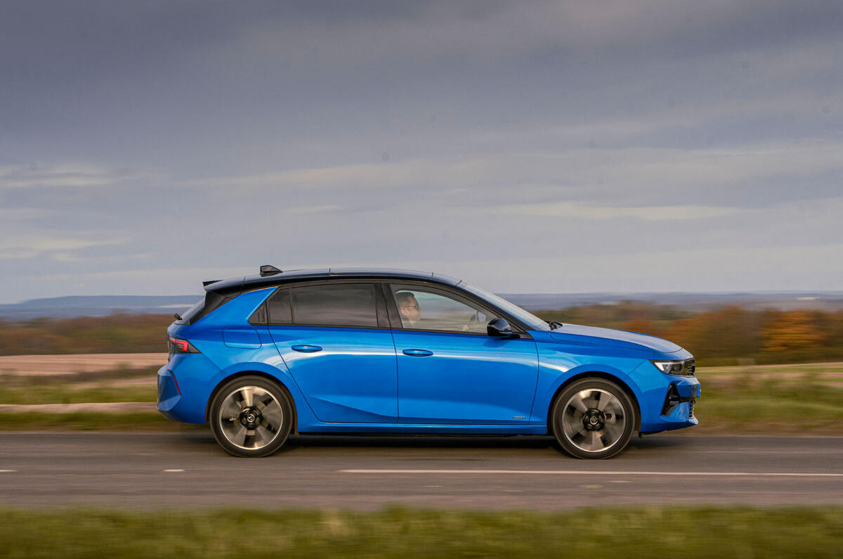 Vauxhall Astra Electric Review 2025, Price & Specs | Autocar