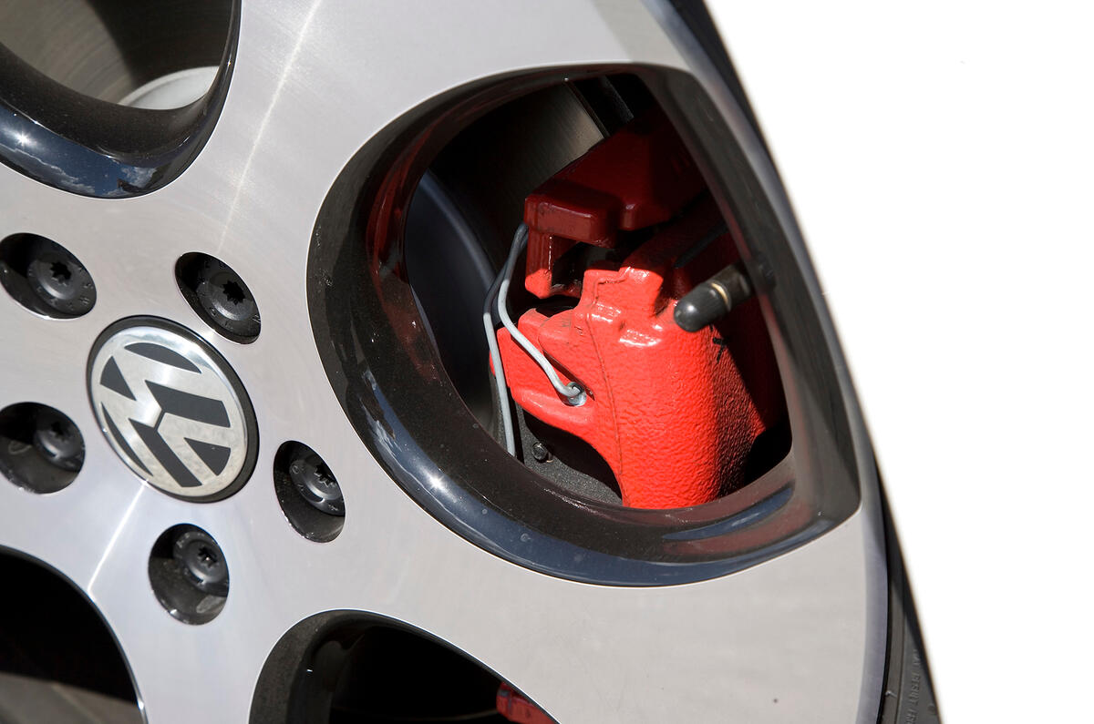 Volkswagen Golf GTI 2009-2012 Review (2022) | Autocar