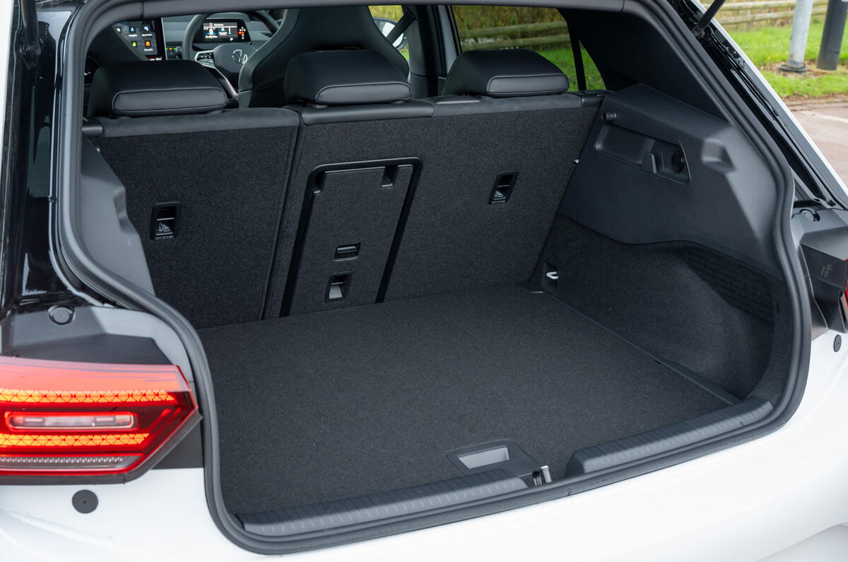 Volkswagen ID 3 GTX Review 2025, Price & Specs | Autocar