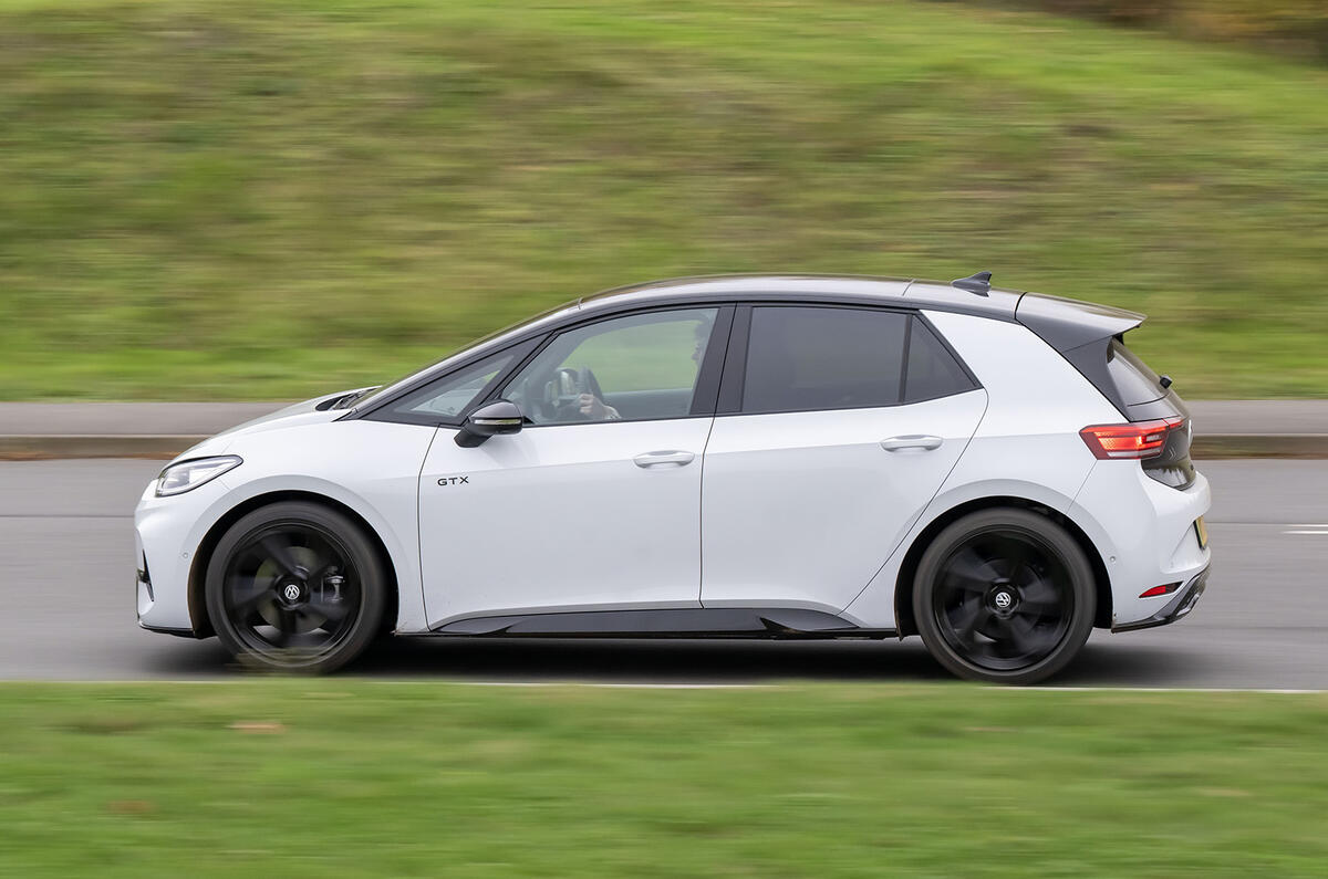 Volkswagen ID 3 GTX Review 2025, Price & Specs | Autocar