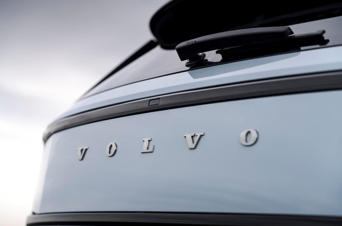 Volvo EX30 Review 2025, Price & Specs | Autocar