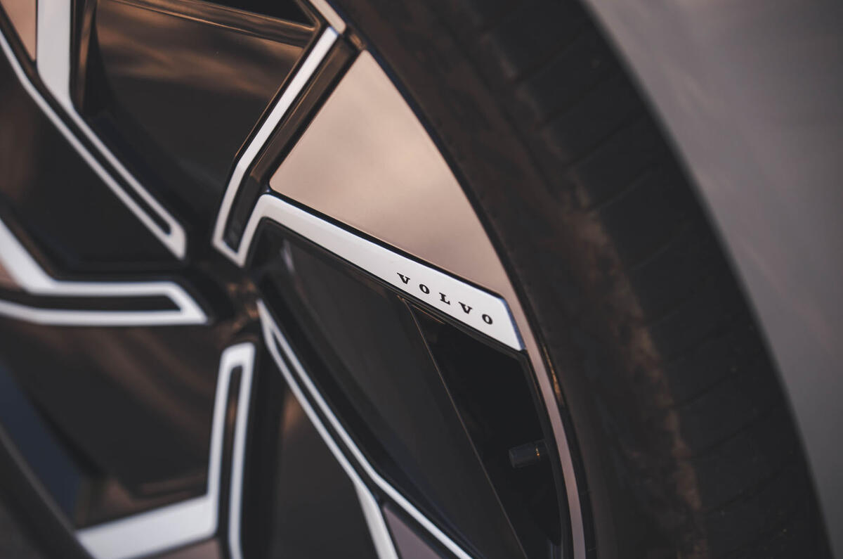 Volvo EX90 Review 2024, Price & Specs | Autocar