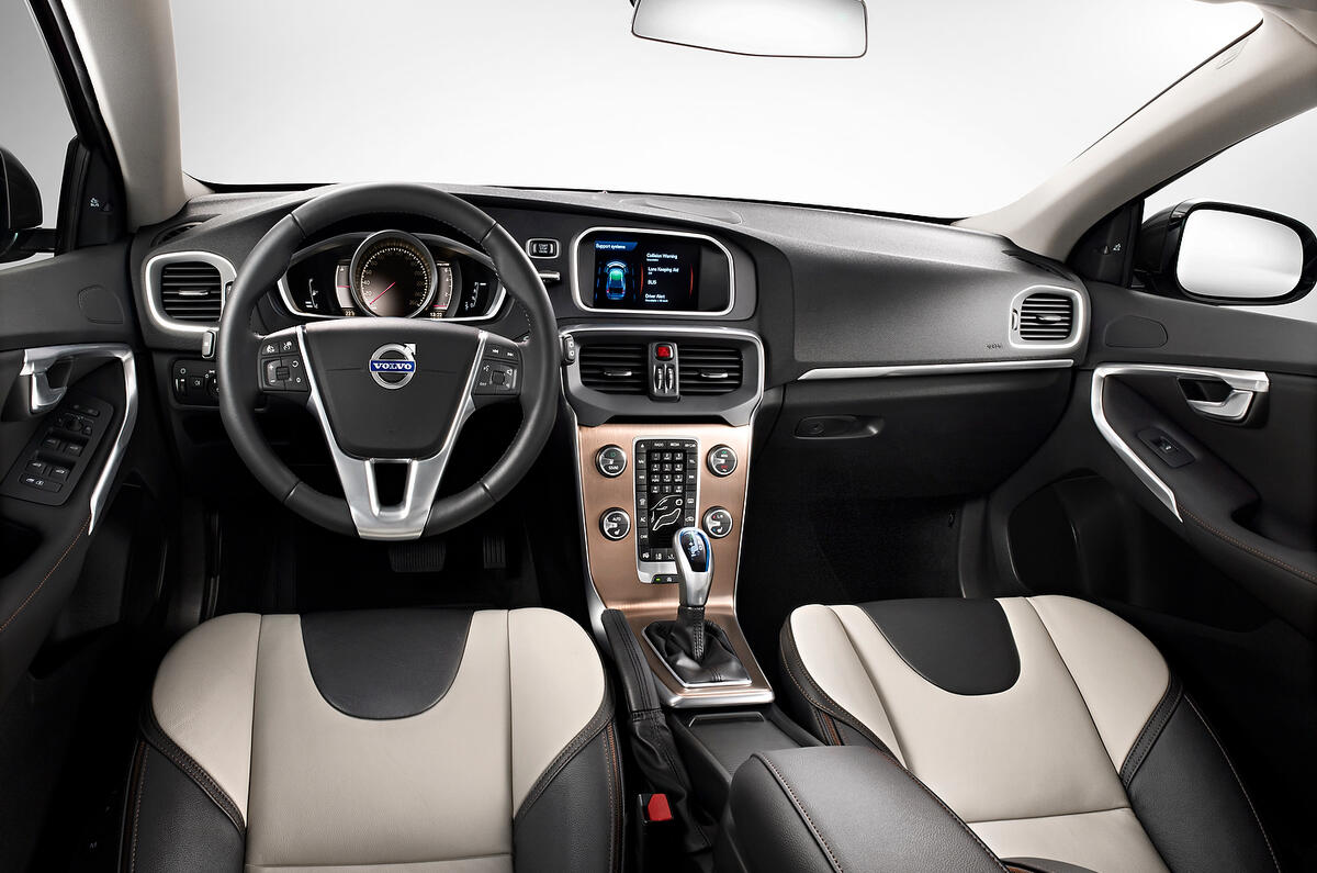 Volvo V40 Cross Country D3 SE Nav review | Autocar