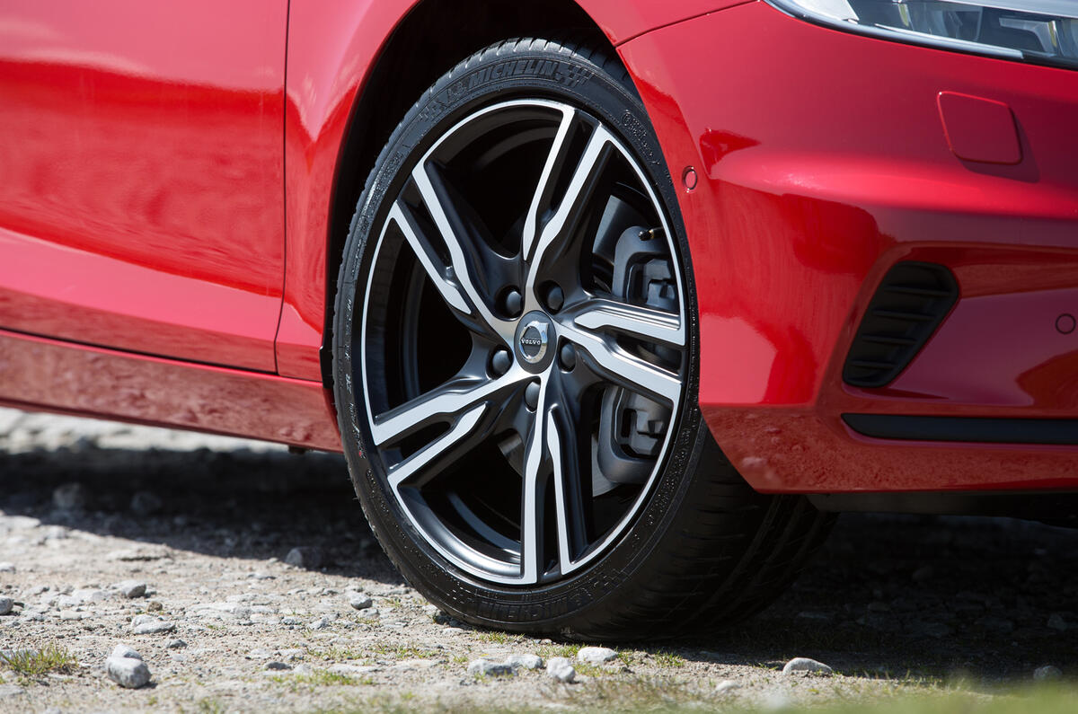 Used Volvo V40 2012-2019 review | Autocar