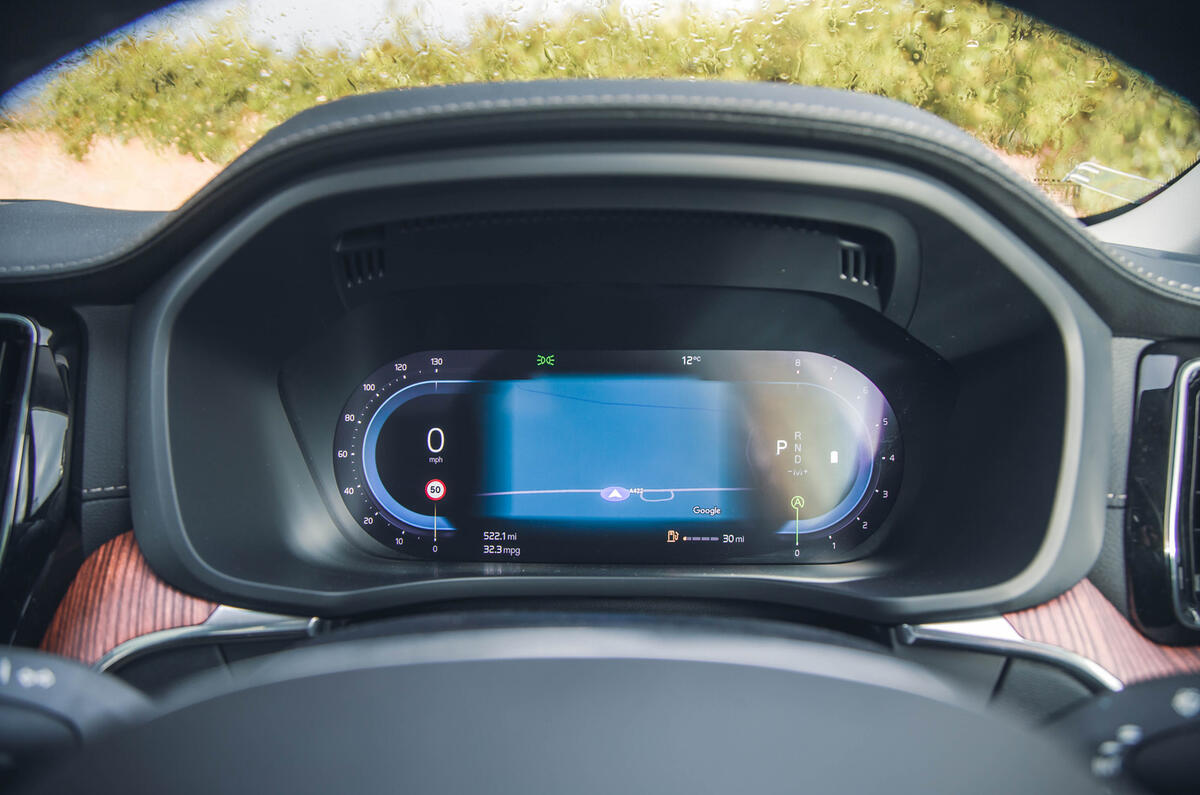 Volvo XC60 Review 2025, Price & Specs | Autocar