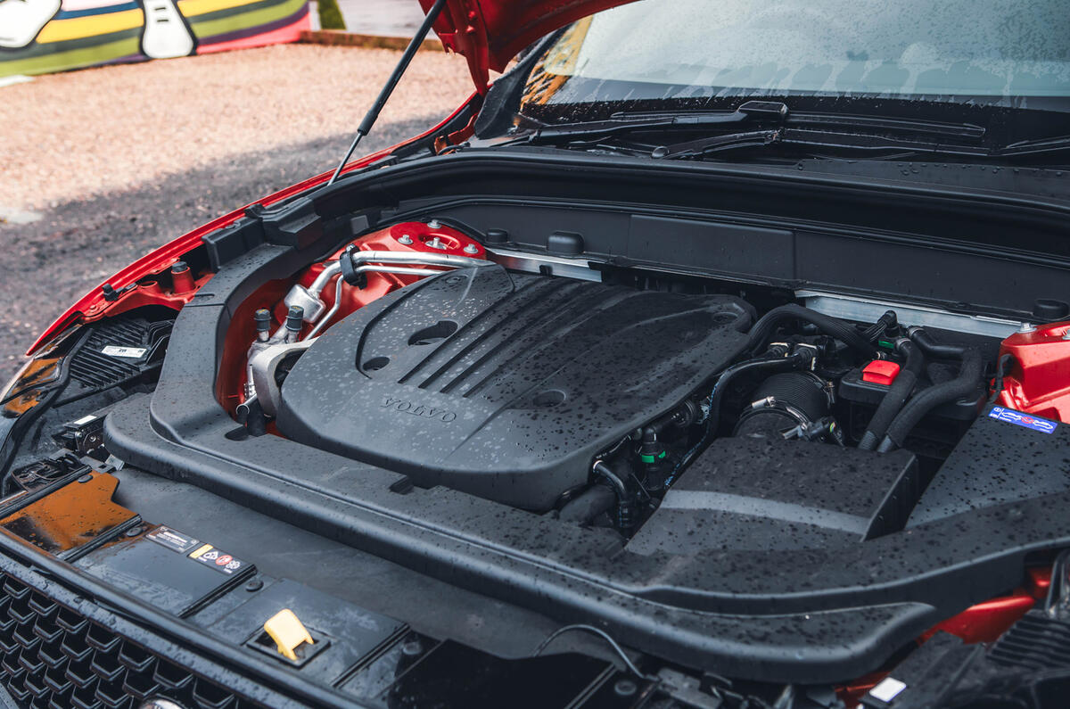 Volvo XC60 Review 2025, Price & Specs | Autocar