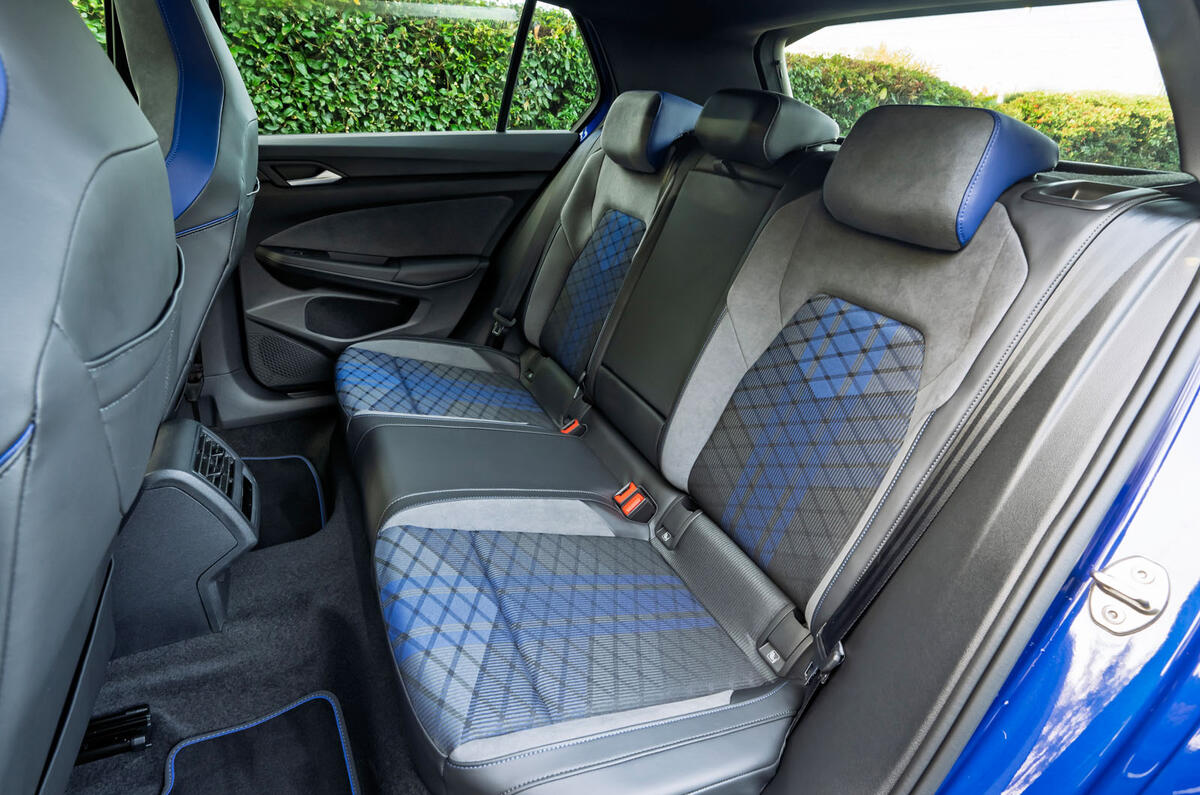 Volkswagen Golf R Review 2025, Price & Specs | Autocar