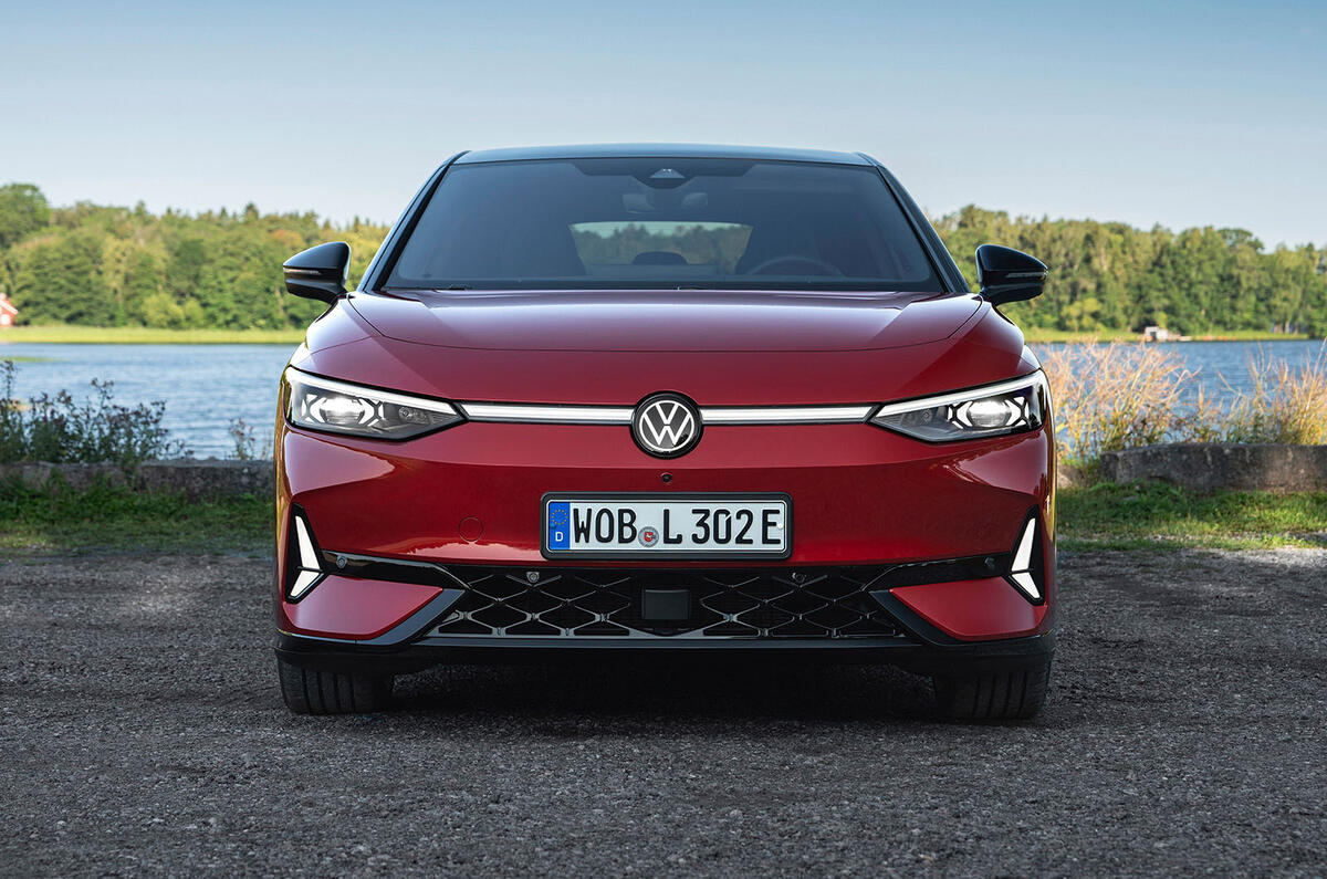 Volkswagen ID 7 GTX Review 2025, Price & Specs | Autocar