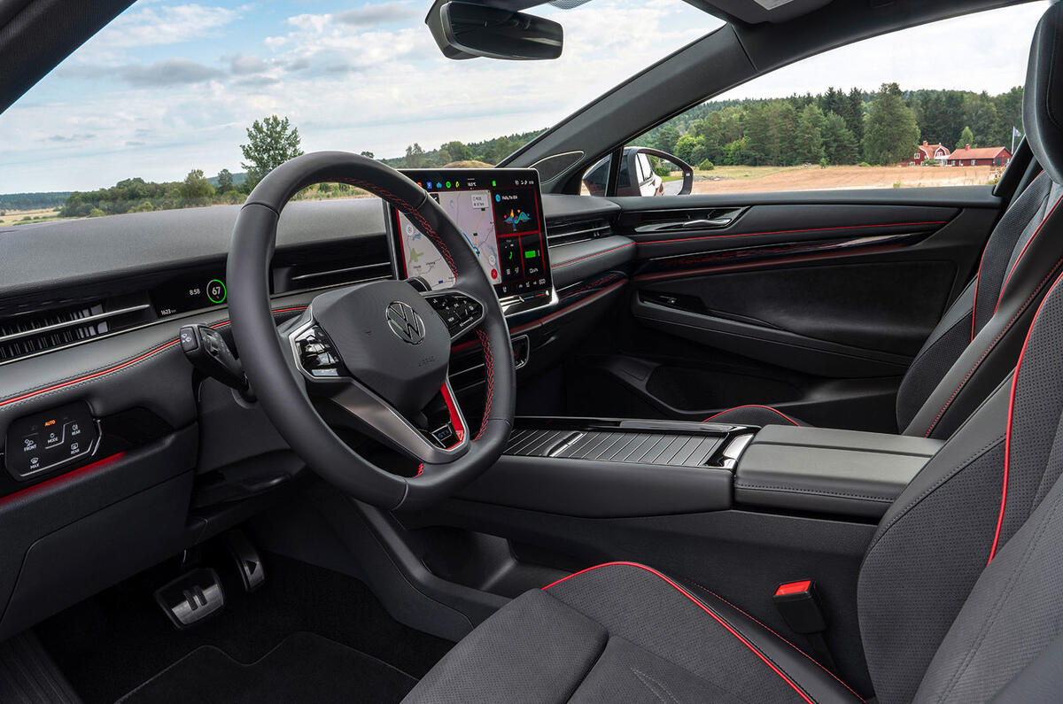 Volkswagen ID 7 GTX Review 2025, Price & Specs | Autocar