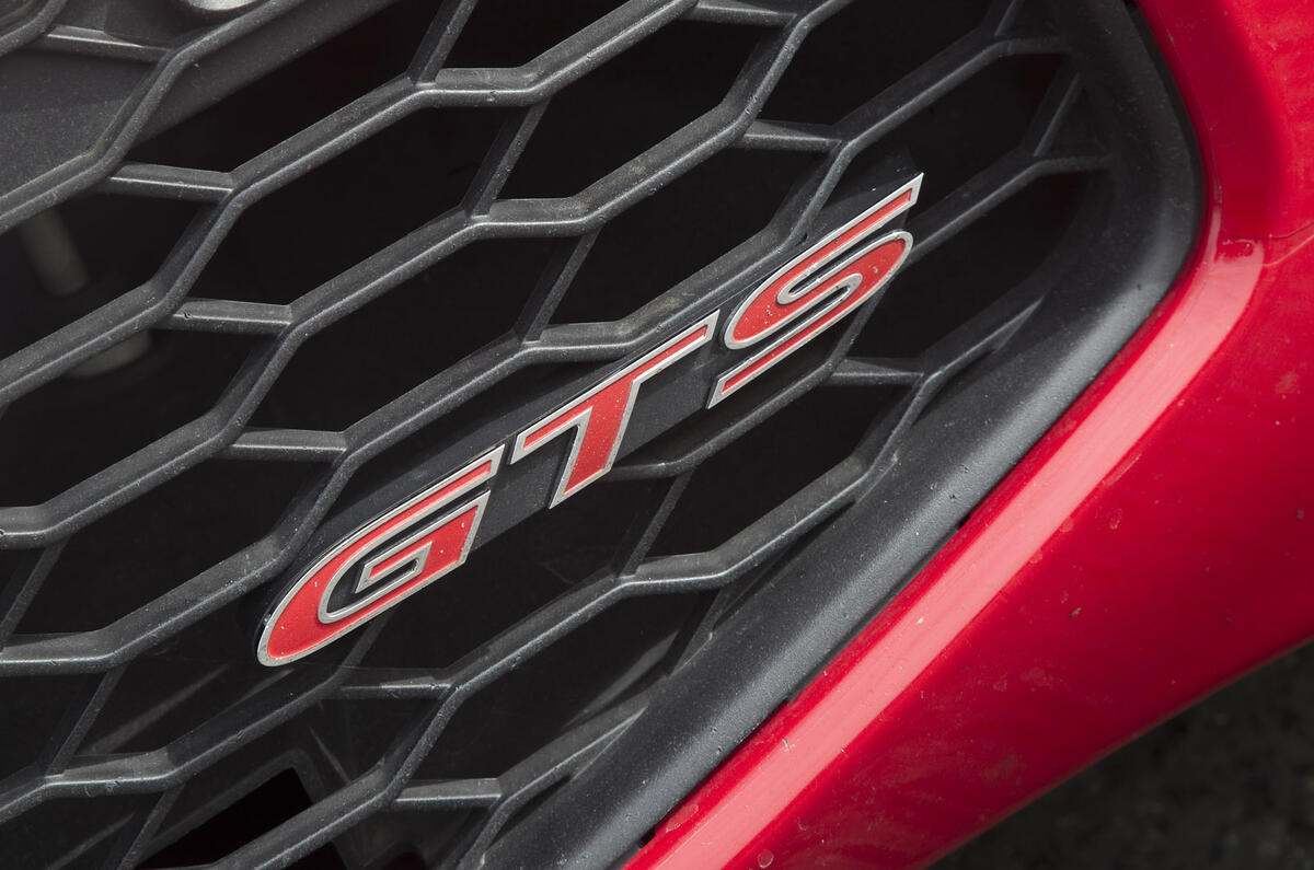 Vauxhall VXR8 GTS 2013-2017 Review (2022) | Autocar