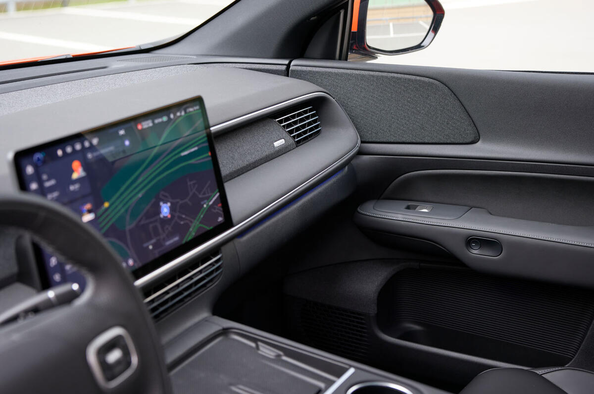 Xpeng G6 Review 2025, Price & Specs | Autocar